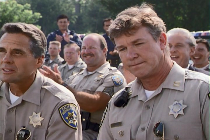 SPACETREK66 - DVD CHIPs 99 - DUBLADO