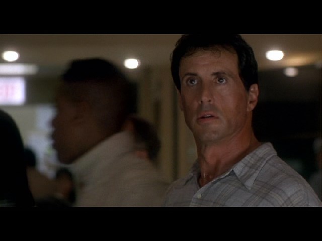 SPACETREK66 - DVD DAYLIGHT - SYLVESTER STALLONE - DUBLADO e LEGENDADO